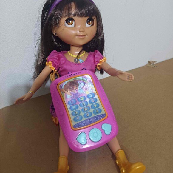 Nickelodeon | Toys | Mattel Dora Links Doll Cell Phone | Poshmark